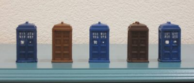 Doctor Who Chocolate TARDIS - GeekAlerts