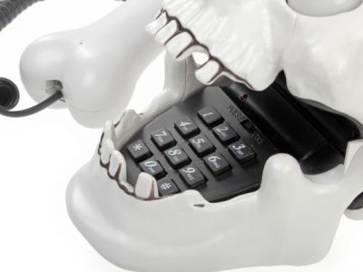 Jumping Eyes Skull Phone with Bone Headset - GeekAlerts