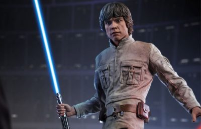 Luke Skywalker The Empire Strikes Back Premium Format Figure - GeekAlerts