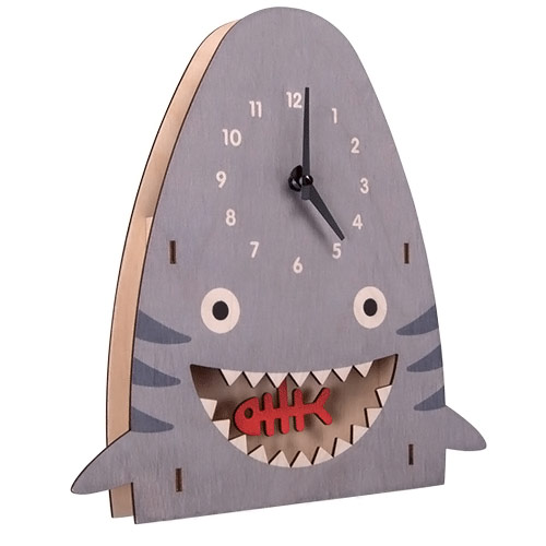 Shark Pendulum Clock - GeekAlerts