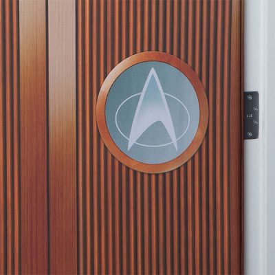 Officially-Licensed Star Trek TNG Ten Forward Door Cover - GeekAlerts
