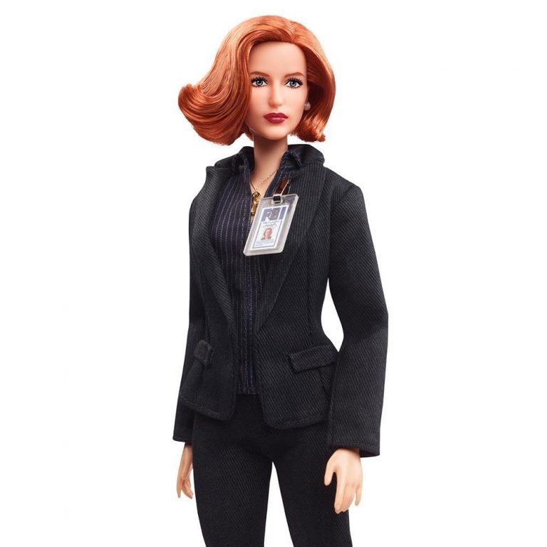 The X-Files Mulder and Scully Barbie Dolls