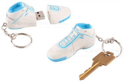Basketball Shoe USB Flash Drive Keychain - GeekAlerts